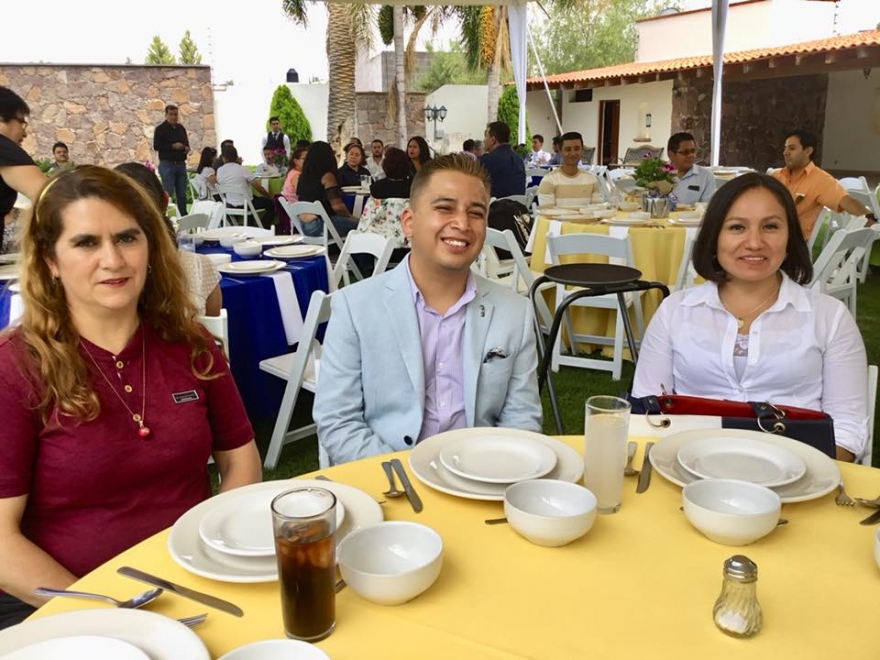 La Becene felicita a todos los docentes | Normal del Estado de San Luis ...